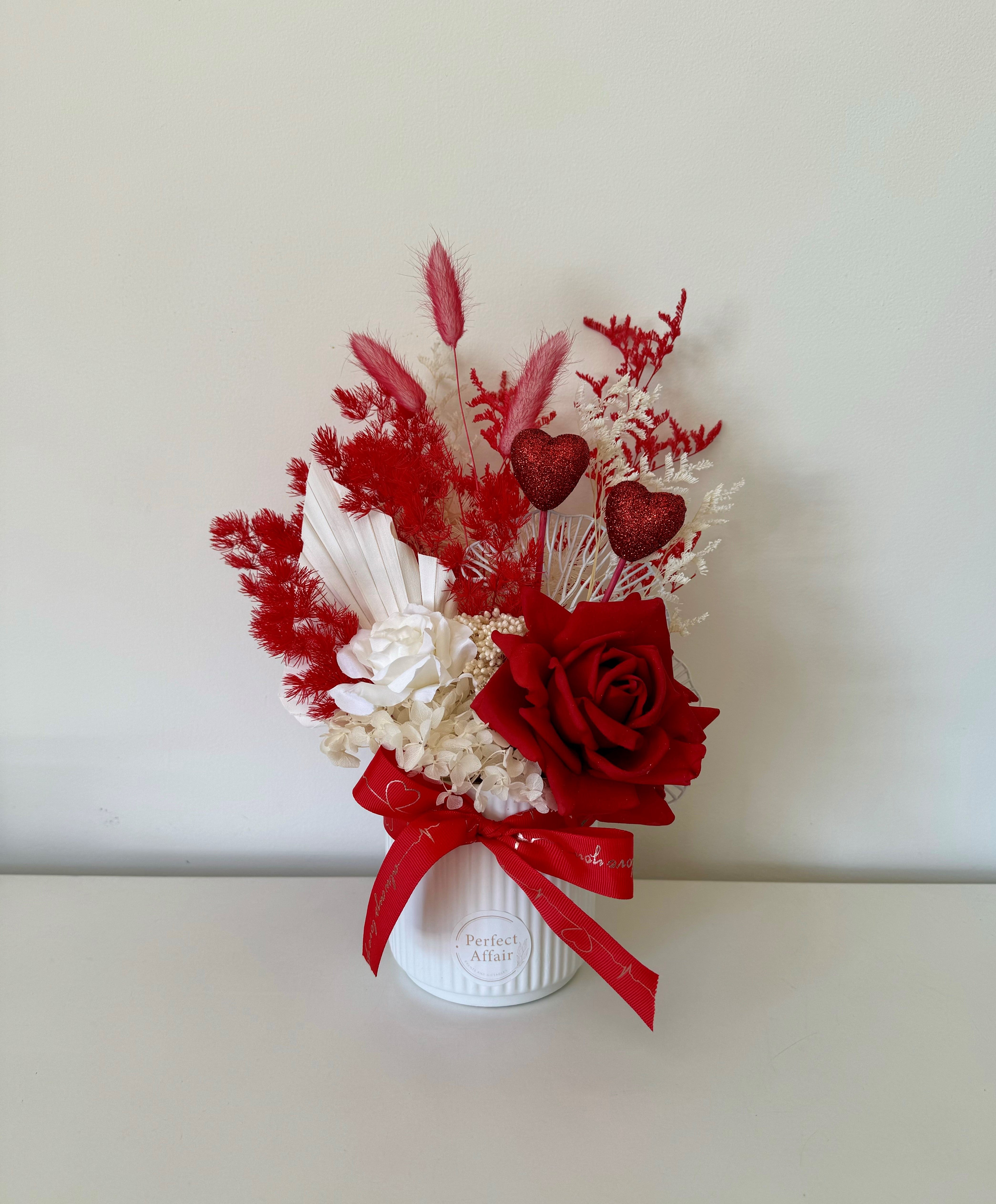 'Love in Bloom' Preserved Flower Vase (small) – Perfect Affair Events ...